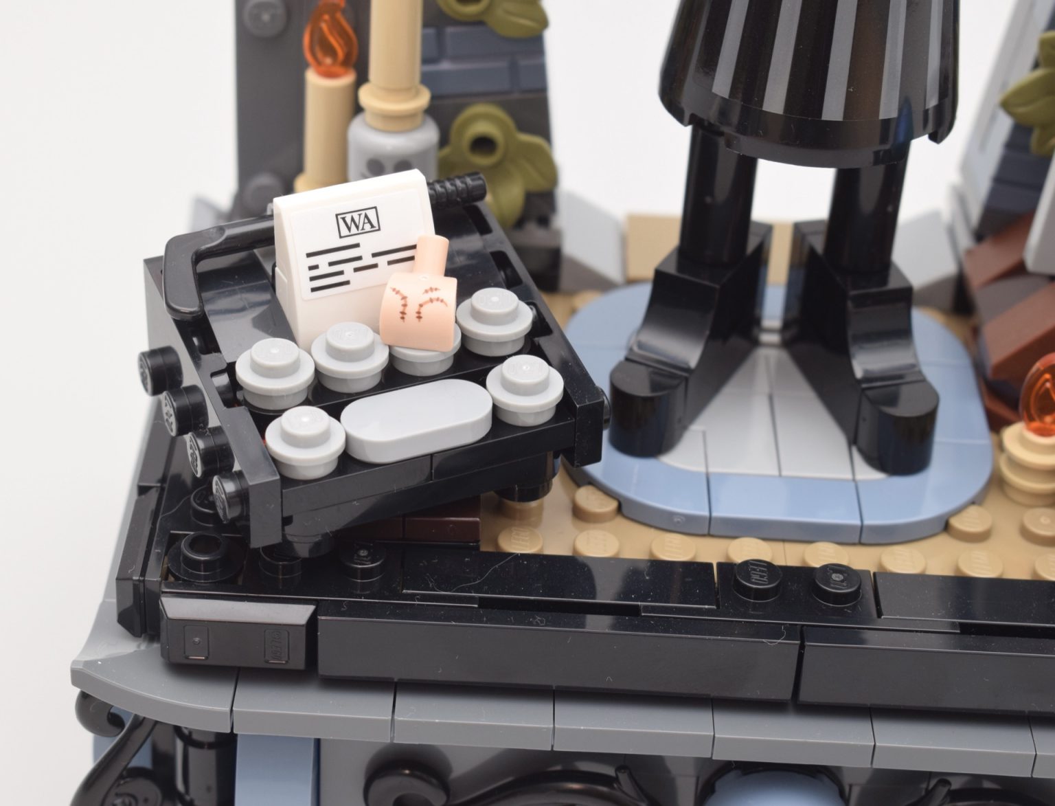 LEGO Wednesday 76780 Wednesday Addams Figure review