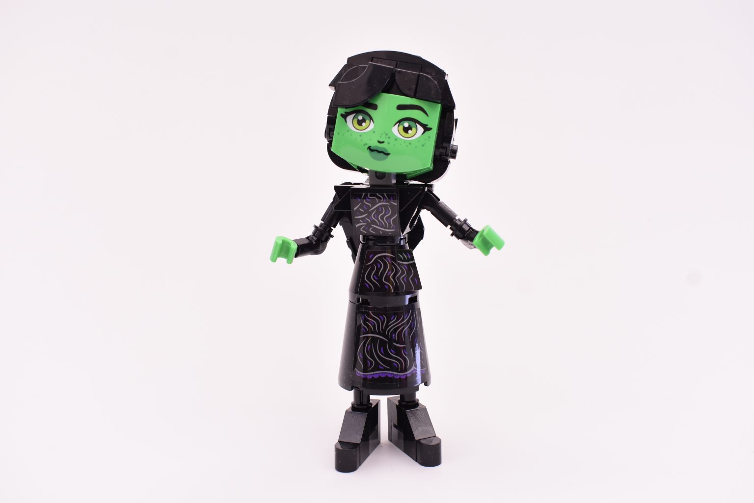 LEGO Wicked 75682 Elphaba & Glinda Figures review
