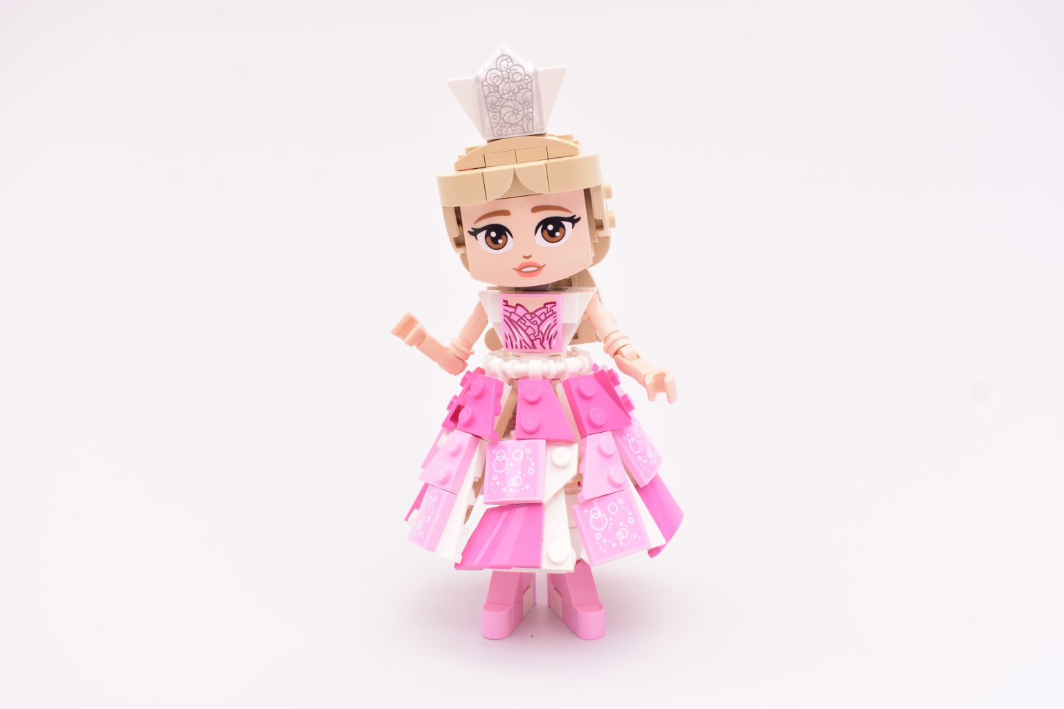 LEGO Wicked 75682 Elphaba & Glinda Figures review