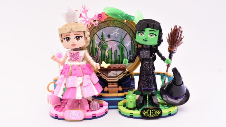 LEGO Wicked 75682 Elphaba & Glinda Figures review