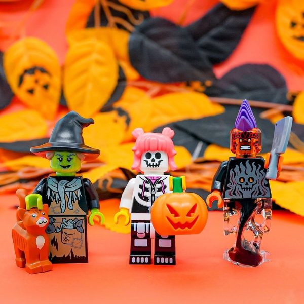 LEGO Build a Minifigure September 2024 parts are great for Classic Space