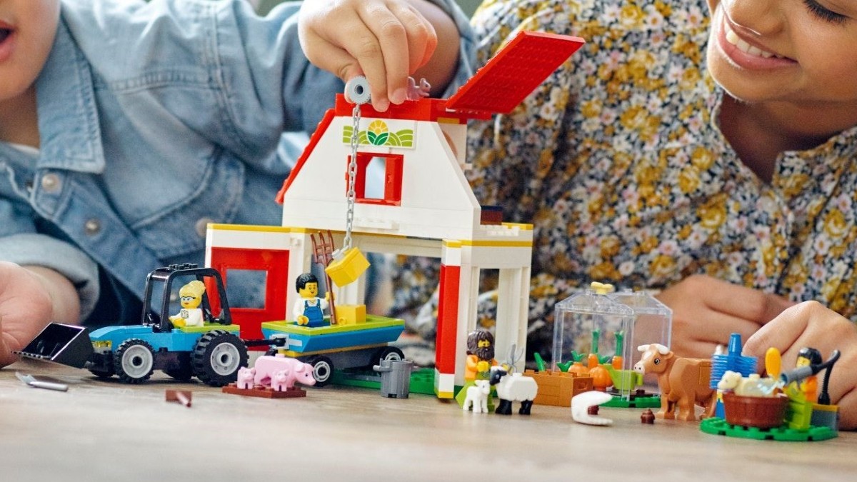 Rumoured LEGO City 2025 farm set is starting to sound familiar - Brick ...