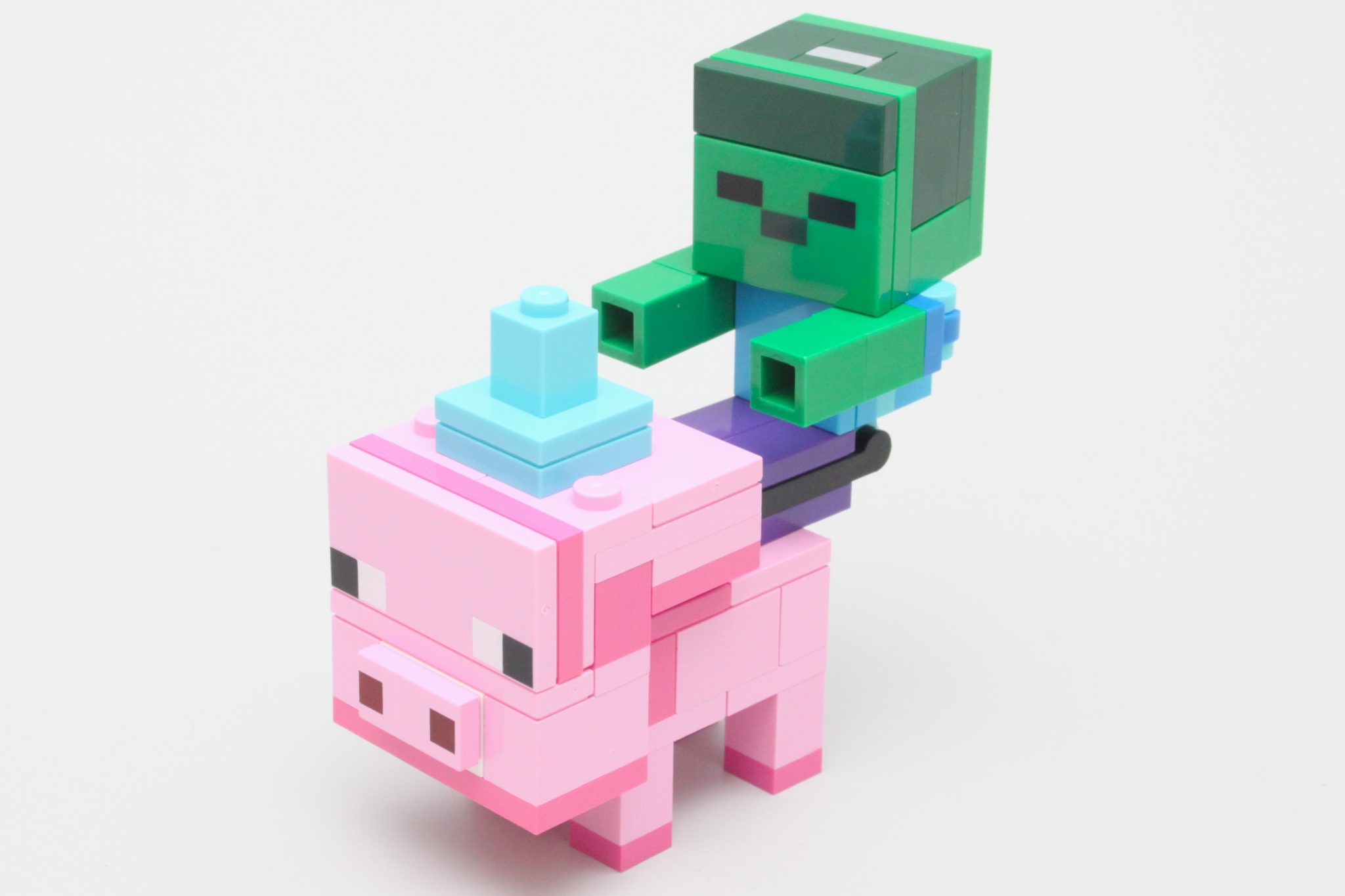 LEGO Minecraft 21281 Baby Pig's Birthday Celebration review