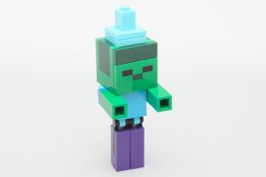 LEGO Minecraft 21281 Baby Pig's Birthday Celebration review