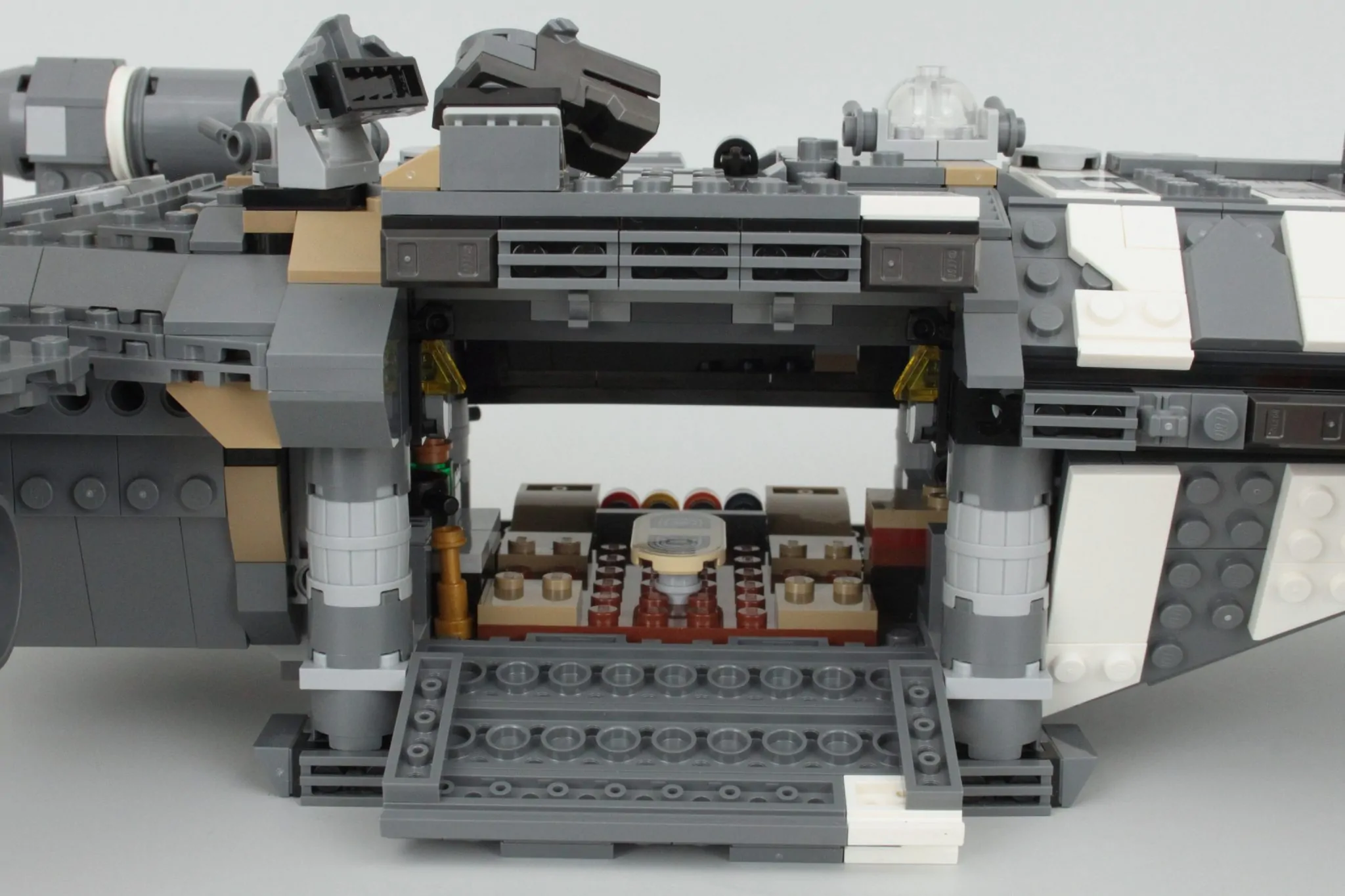 Skeleton Crew reveals the recipe for a great LEGO starship
