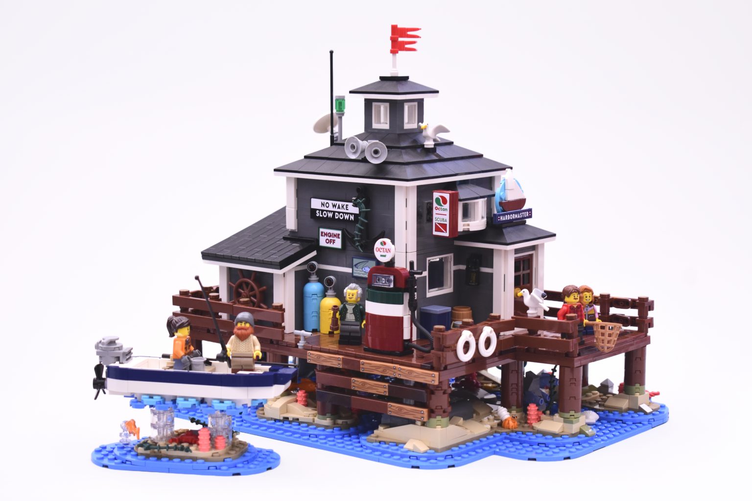 LEGO BrickLink Designer Program Harbormaster's Office review