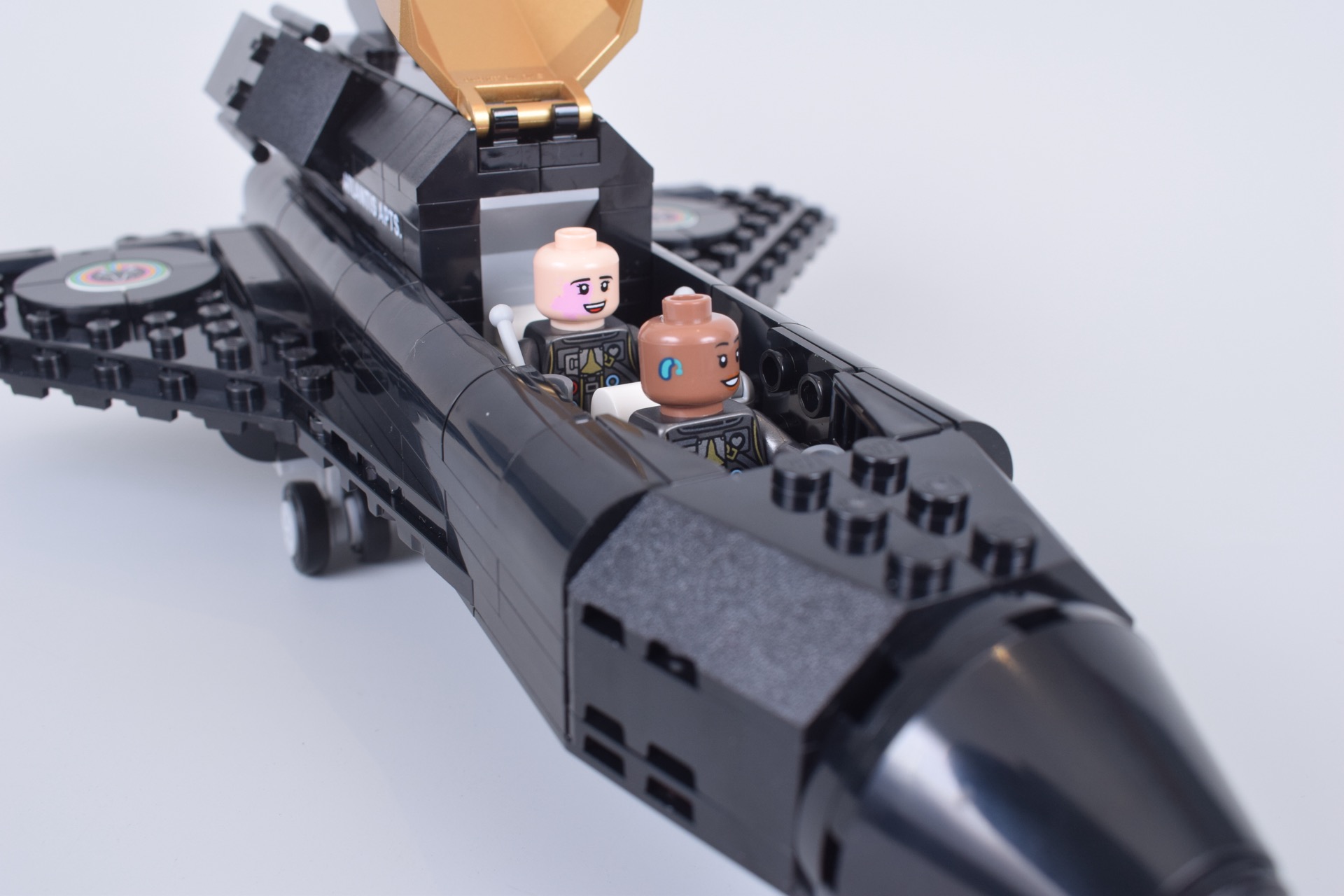 LEGO Icons 10391 Over the Moon with Pharrell Williams review