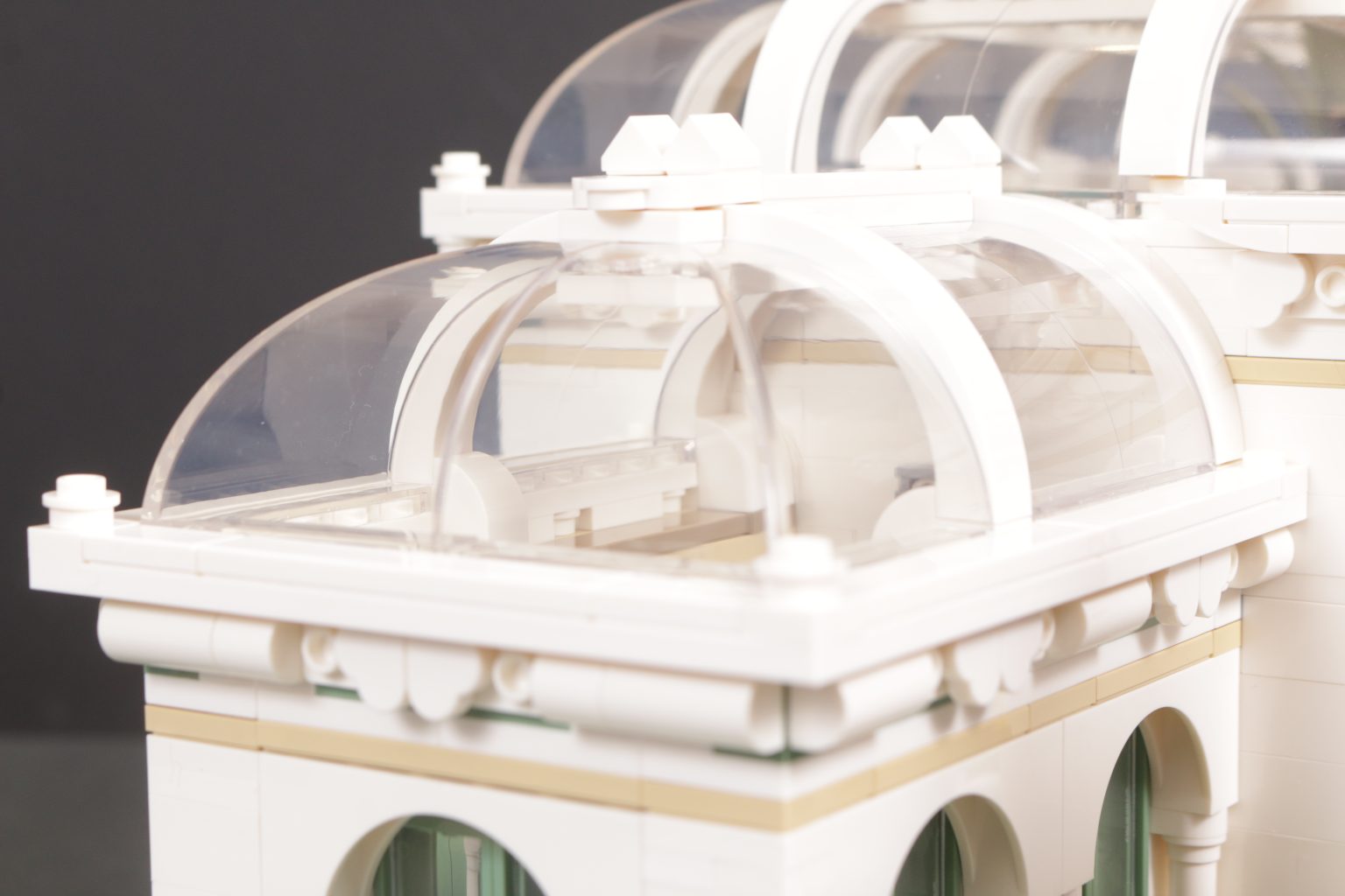 LEGO Ideas 21353 The Botanical Garden review