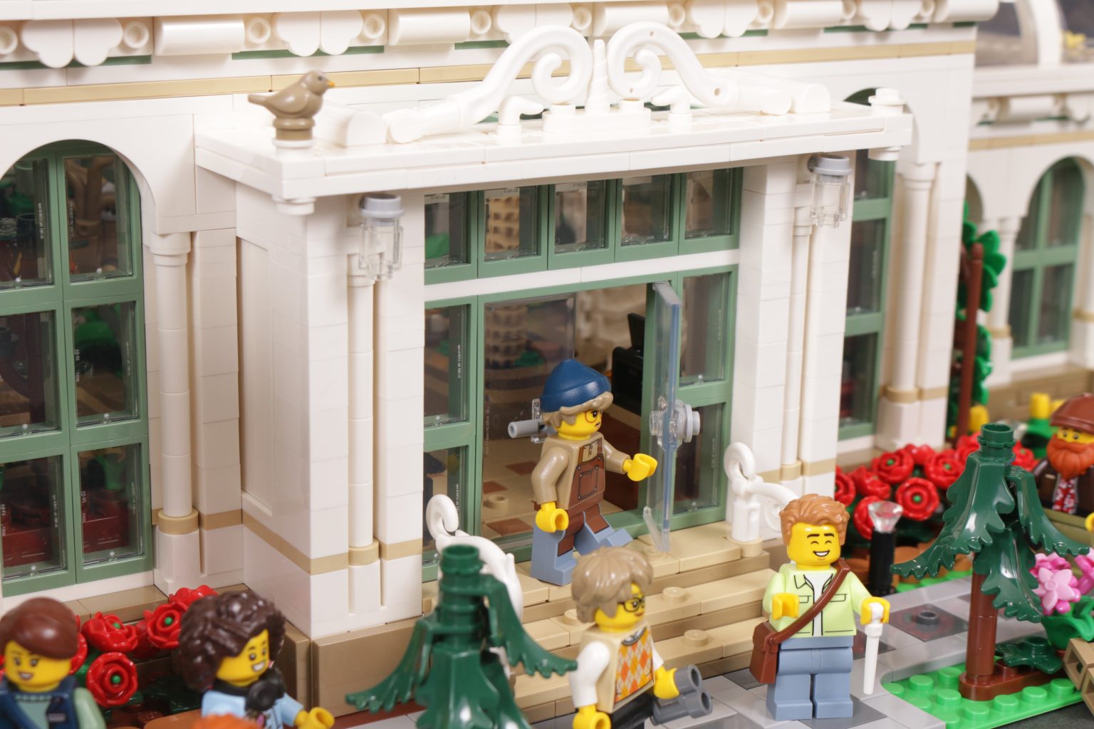 LEGO Ideas 21353 The Botanical Garden review