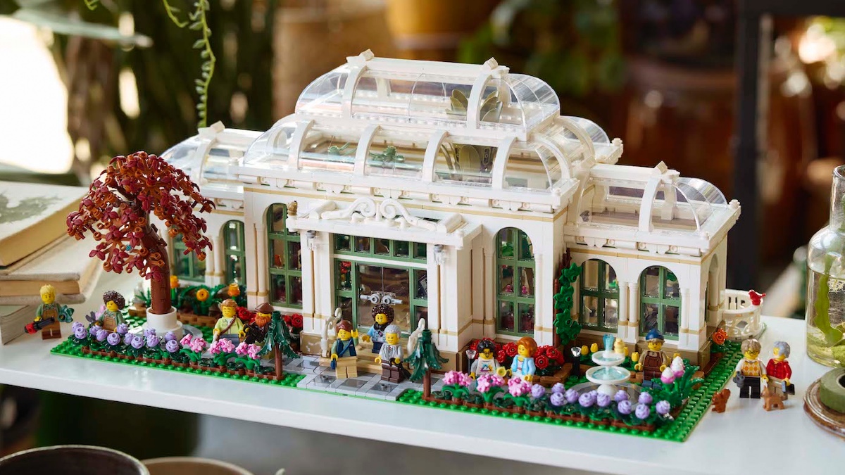 LEGO Ideas Botanical Garden pairs well with X-Mansion