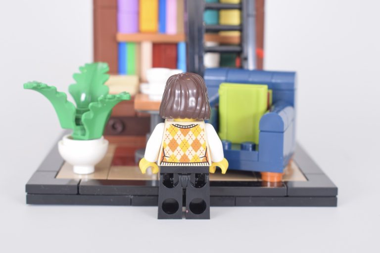 LEGO Ideas 40698 Books Are My Passion review