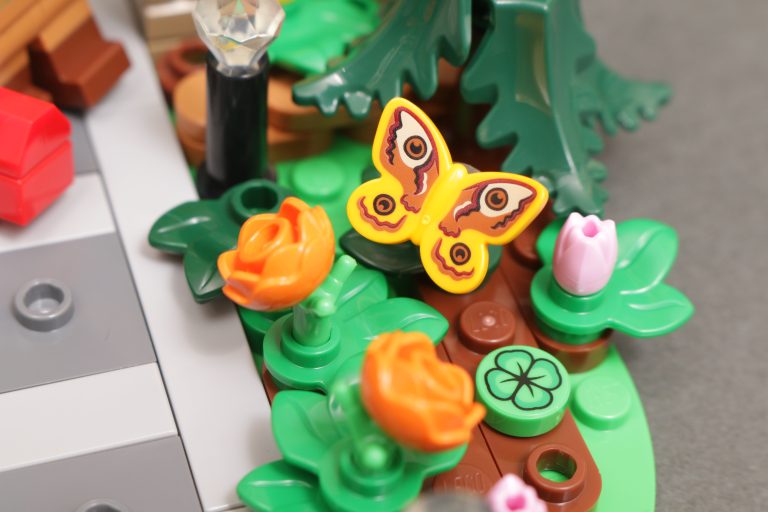 LEGO Ideas 6544433 Entrance Gate gift-with-purchase review