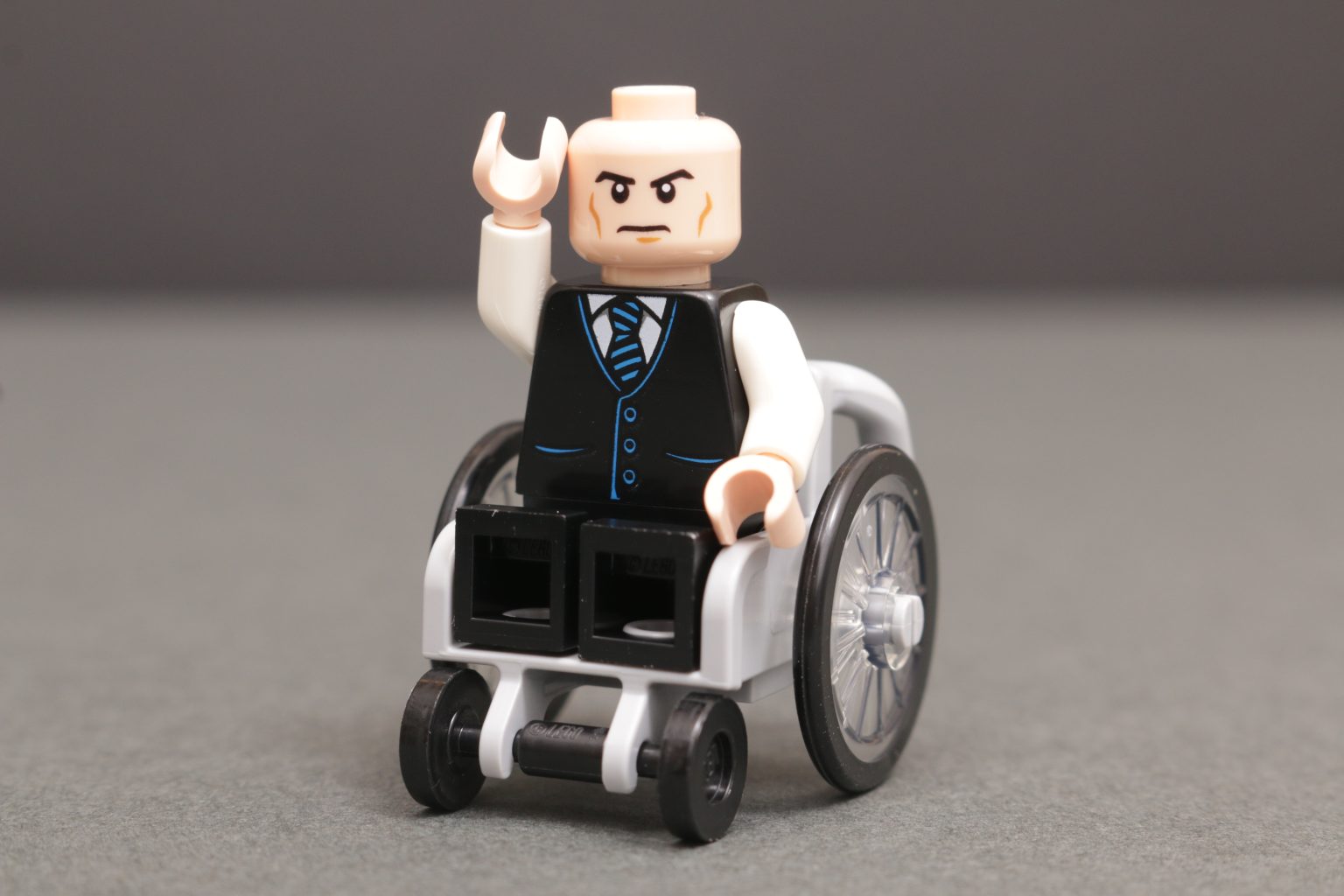 LEGO Marvel Cerebro gift-with-purchase starts to sell out