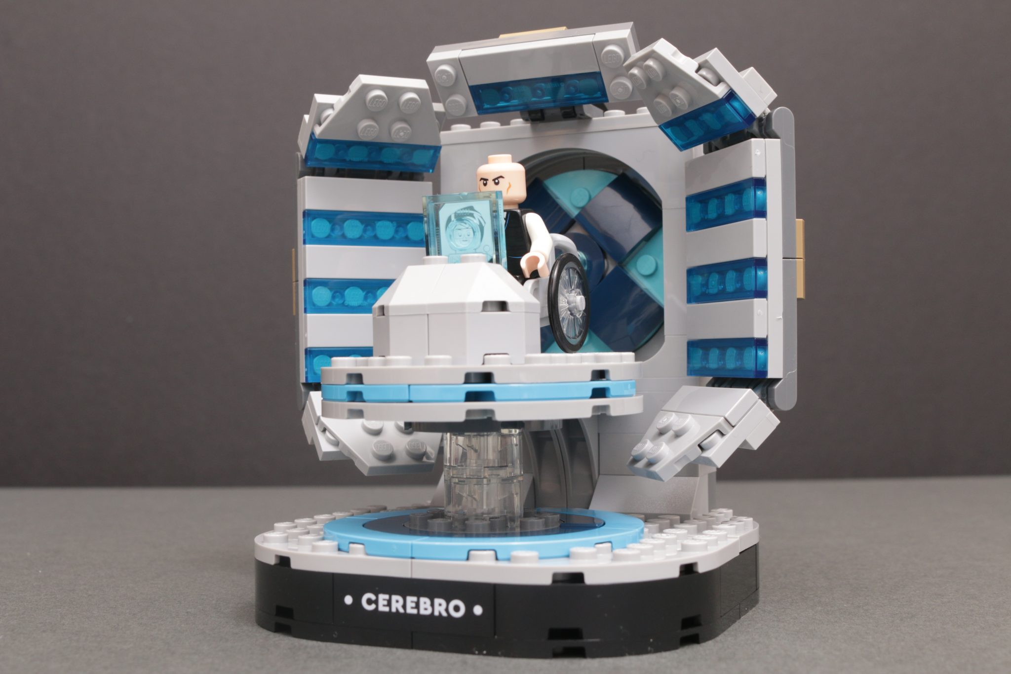 LEGO Marvel Cerebro gift-with-purchase starts to sell out