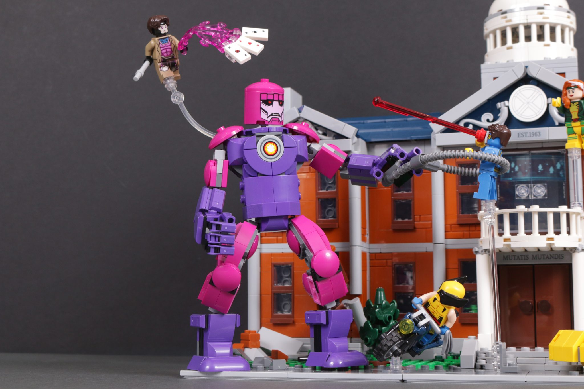 LEGO Marvel 76294 X-Men: The X-Mansion review and gallery