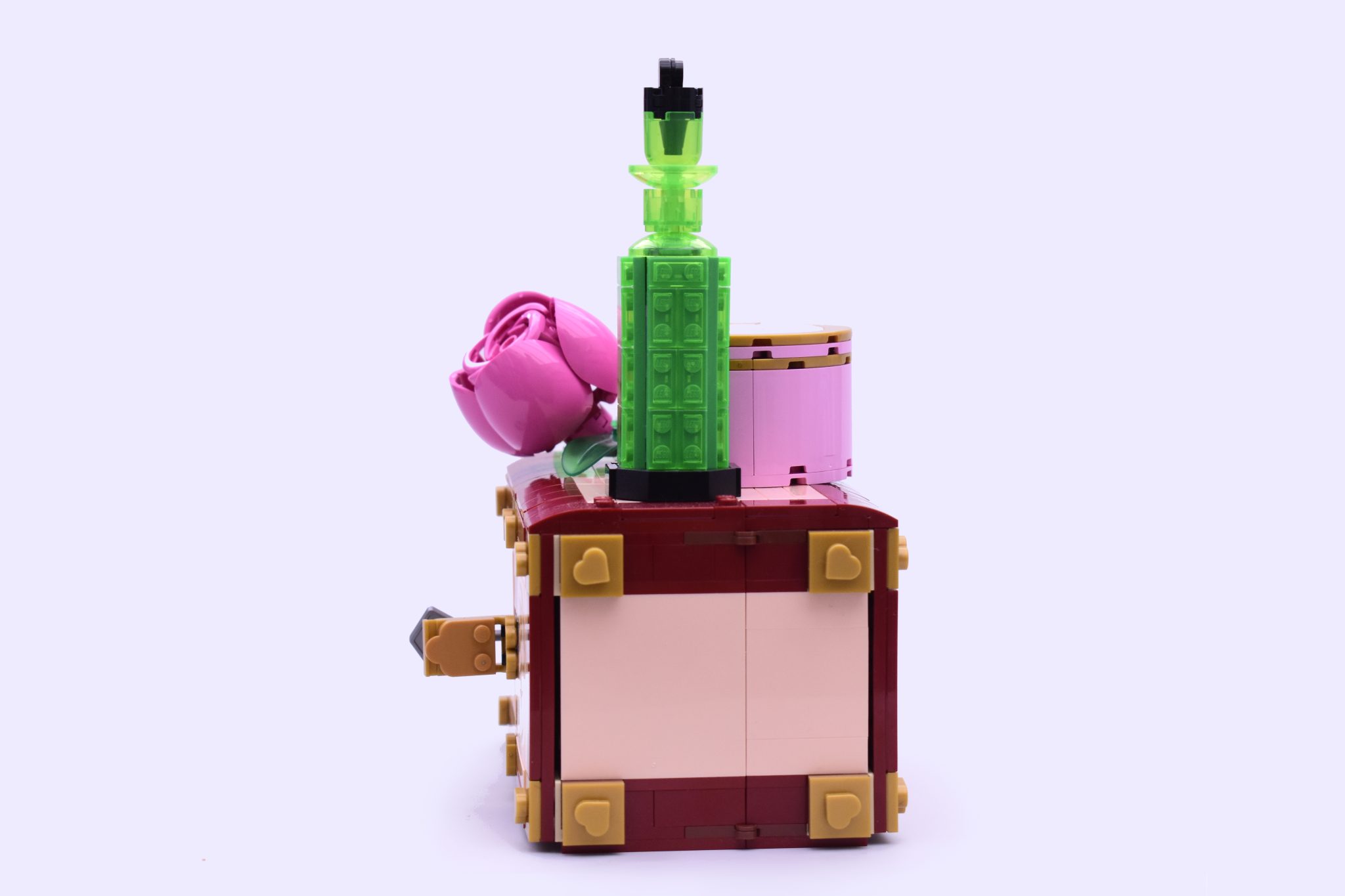 LEGO Wicked 75683 Glinda & Elphaba's Dormitory review