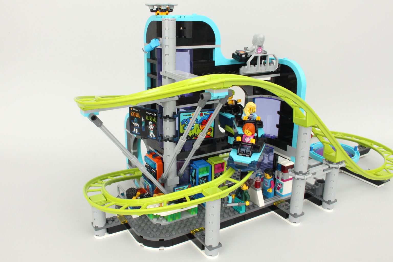LEGO City 60421 Robot World Roller-Coaster Park review