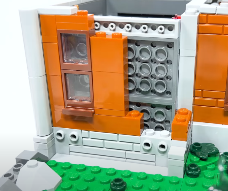 You can fix the LEGO Marvel X-Mansion with no extra pieces