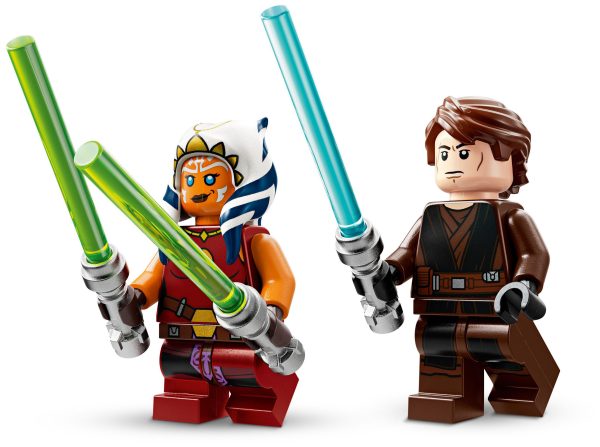 Closer look at LEGO Star Wars 75401 Jedi Interceptor minifigures