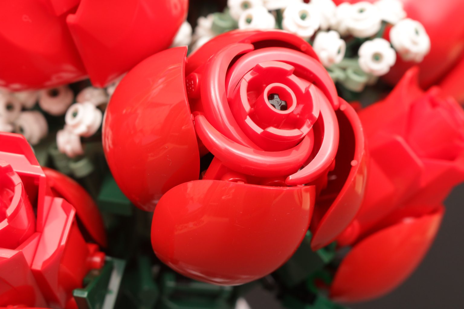LEGO Botanicals 10328 Bouquet of Roses review