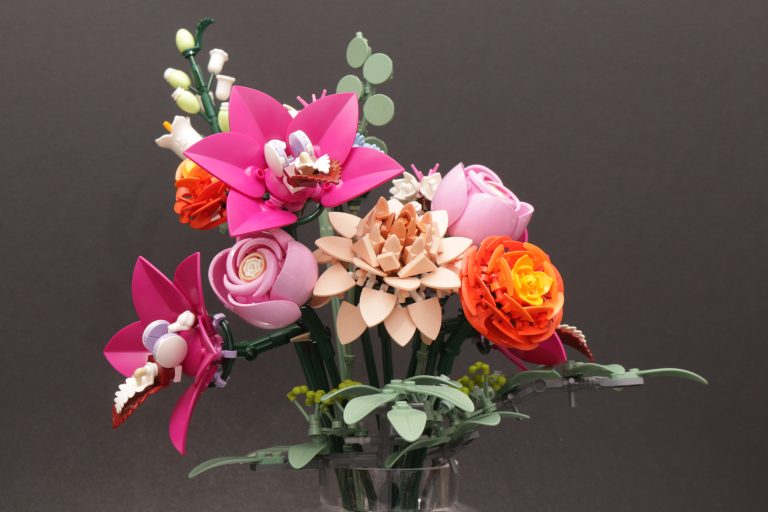 LEGO Botanicals 10342 Pretty Pink Flower Bouquet review
