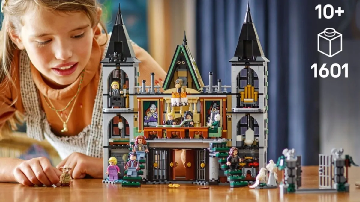 First look at LEGO Harry Potter 76453 Malfoy Manor