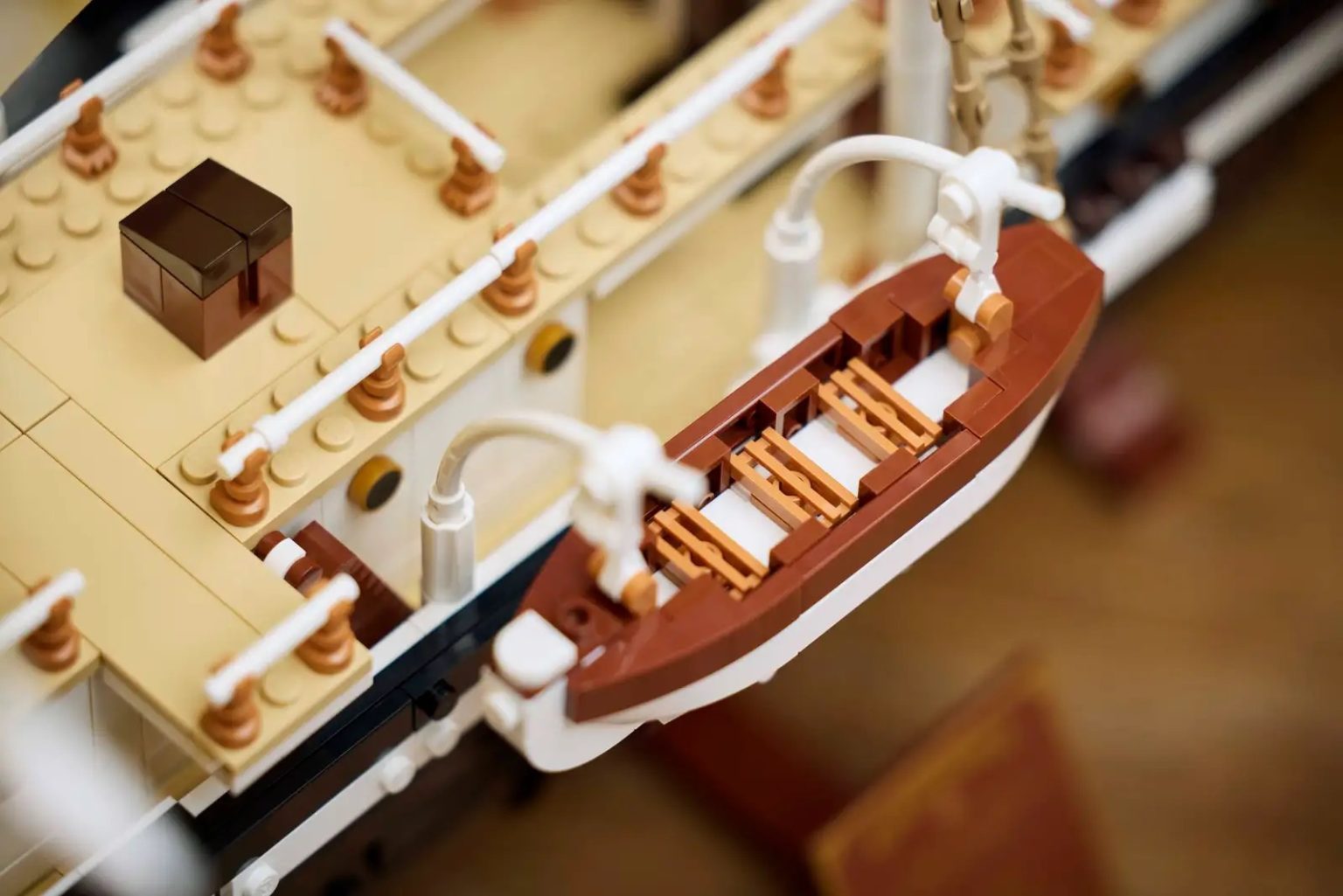 All you need to know before buying LEGO 10335 The Endurance