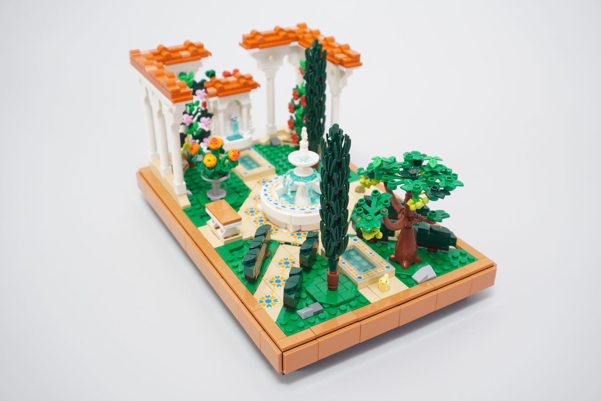 How to build a LEGO modular park with a retiring set