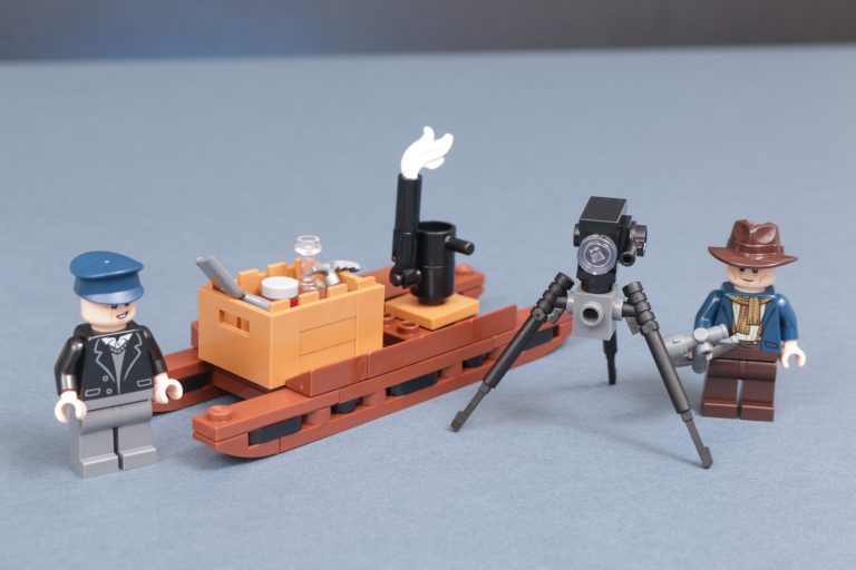 LEGO 40729 Shackleton’s Lifeboat gift-with-purchase review