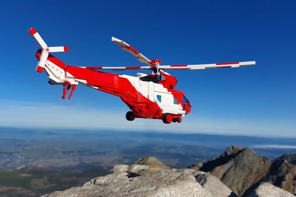 LEGO Ideas project inspired by helicopter hero reaches 10K
