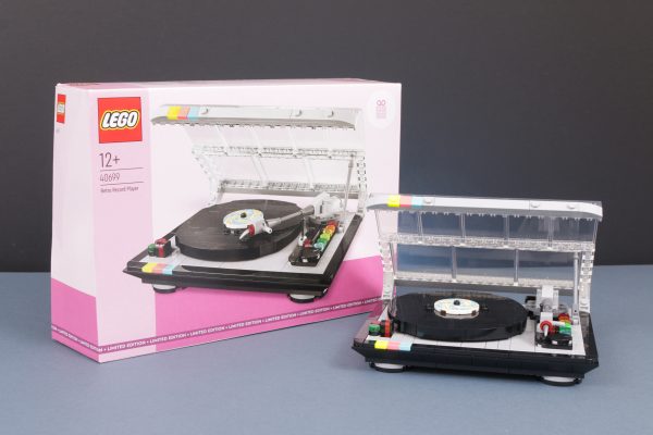 LEGO Insiders Weekend 40699 Retro Record Player gift-with-purchase review