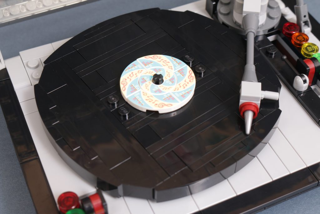 LEGO Insiders Weekend 40699 Retro Record Player gift-with-purchase review