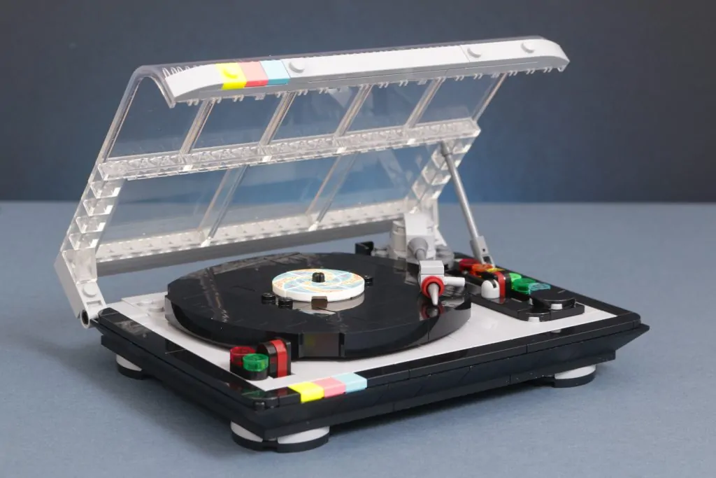 LEGO Insiders Weekend 40699 Retro Record Player gift-with-purchase review