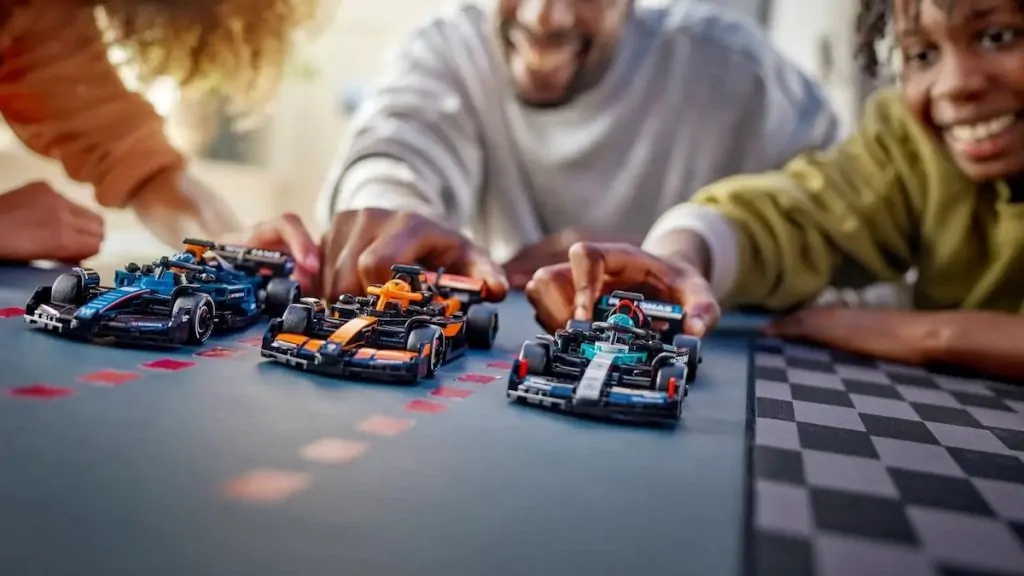 TT Games poszukuje LEGO Speed Champions projektant