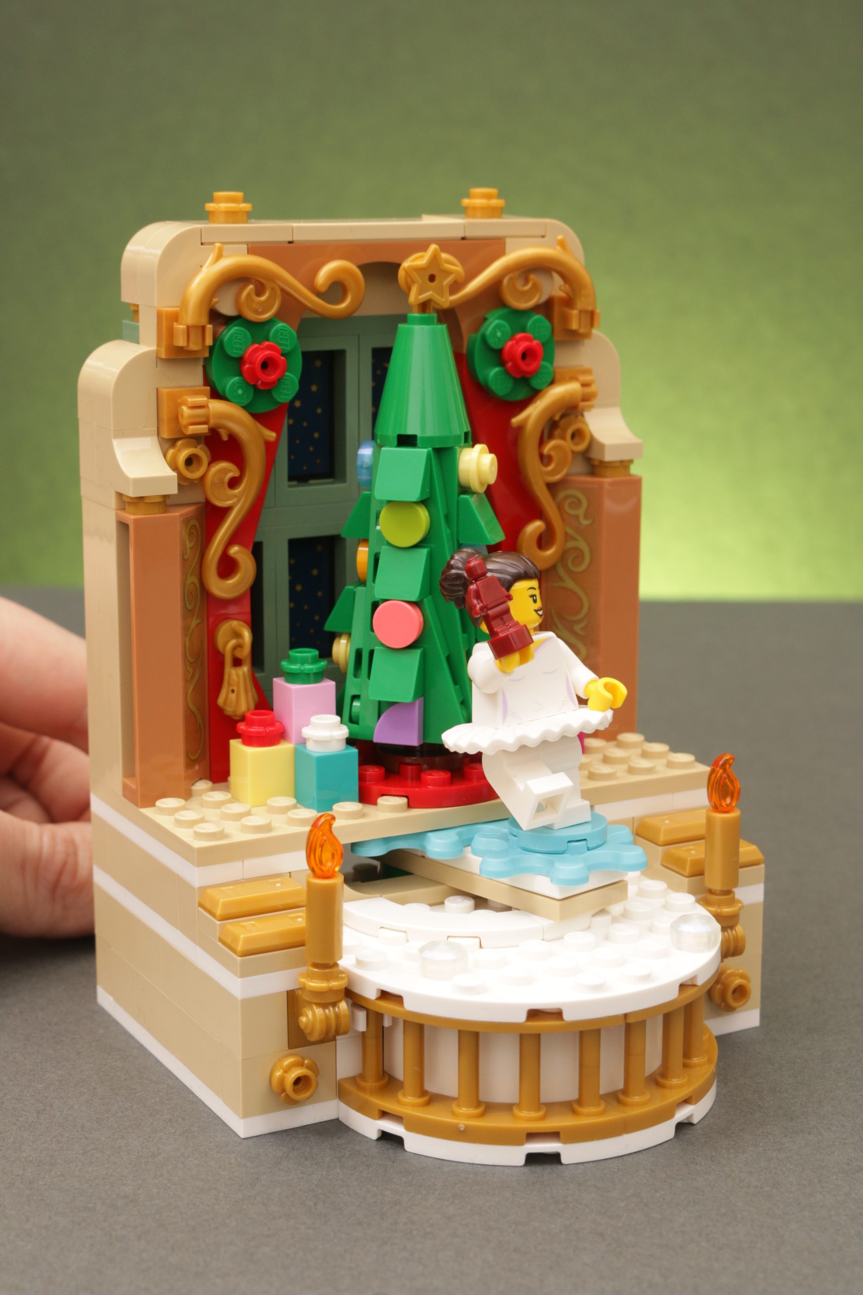 LEGO 40701 Ballerina & Nutcracker Scene GWP review