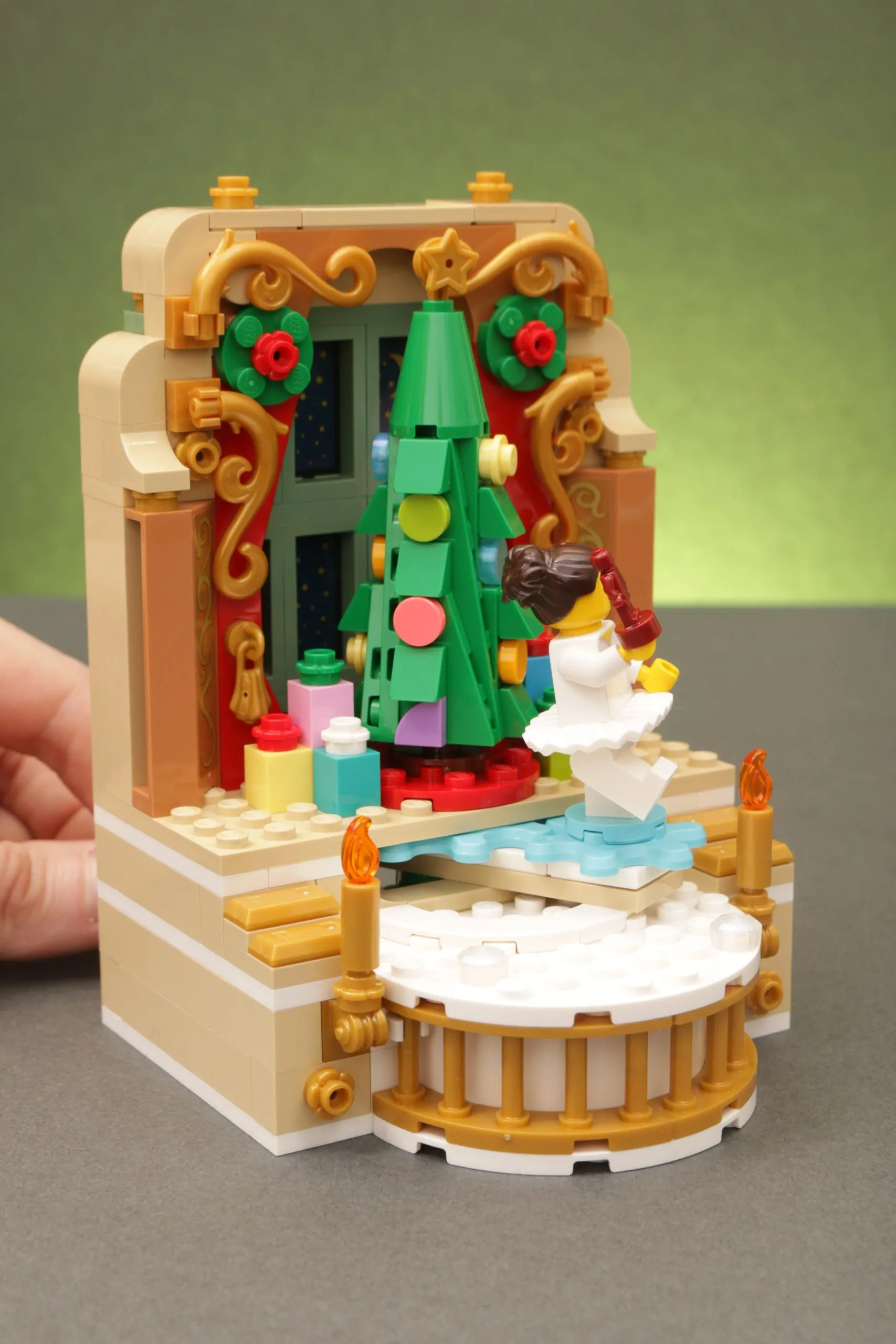 LEGO 40701 Ballerina & Nutcracker Scene GWP review