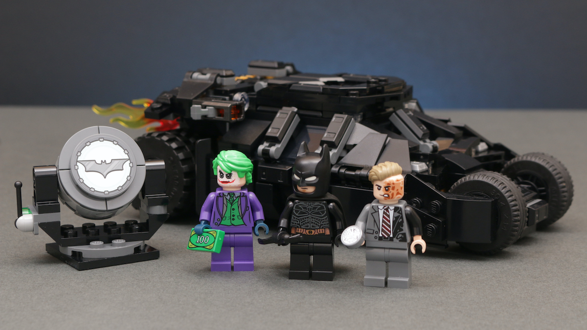 LEGO 76303 Batman Tumbler vs. Two-Face & The Joker review