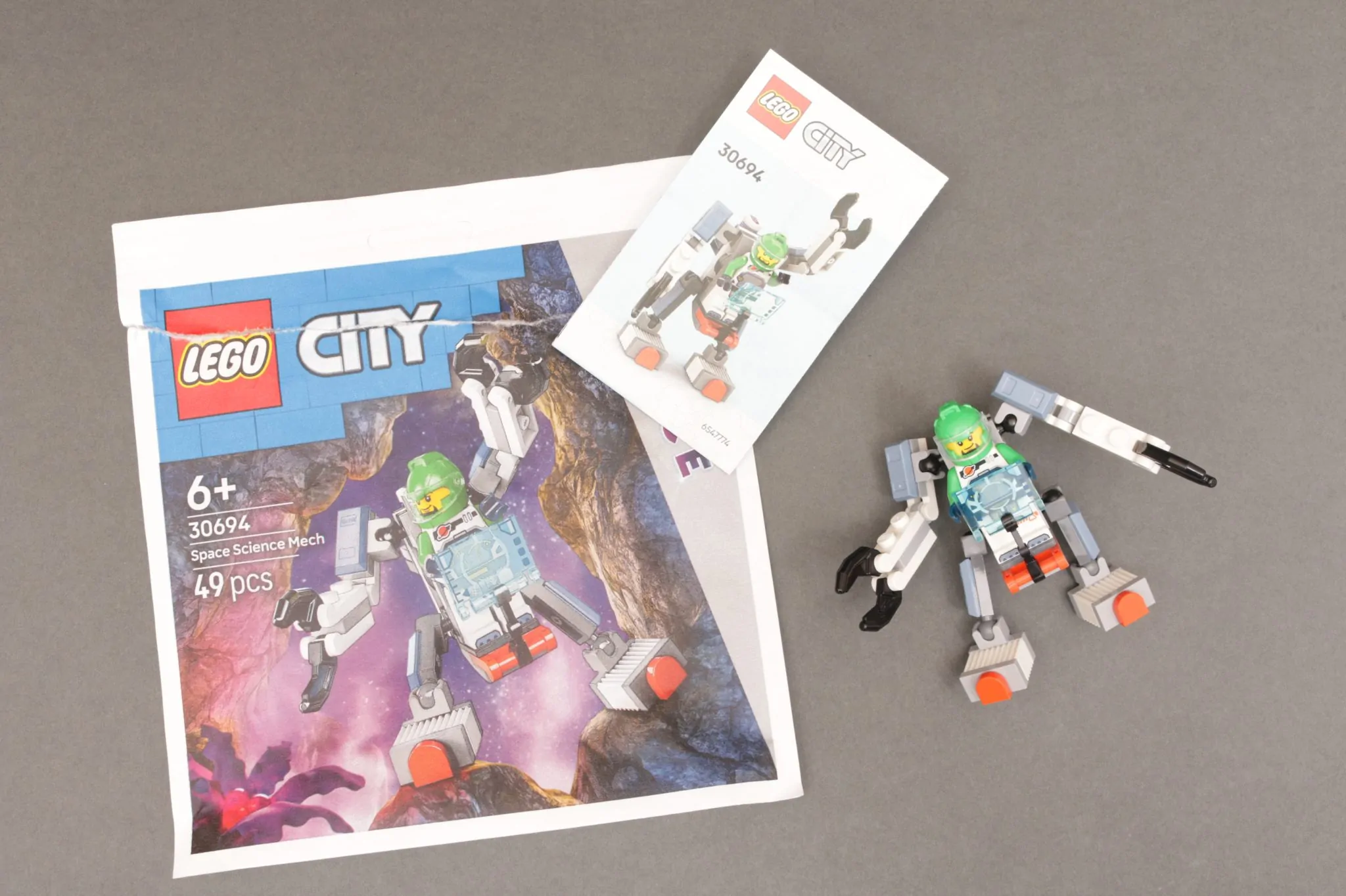 LEGO City 30694 Space Science Mech polybag review