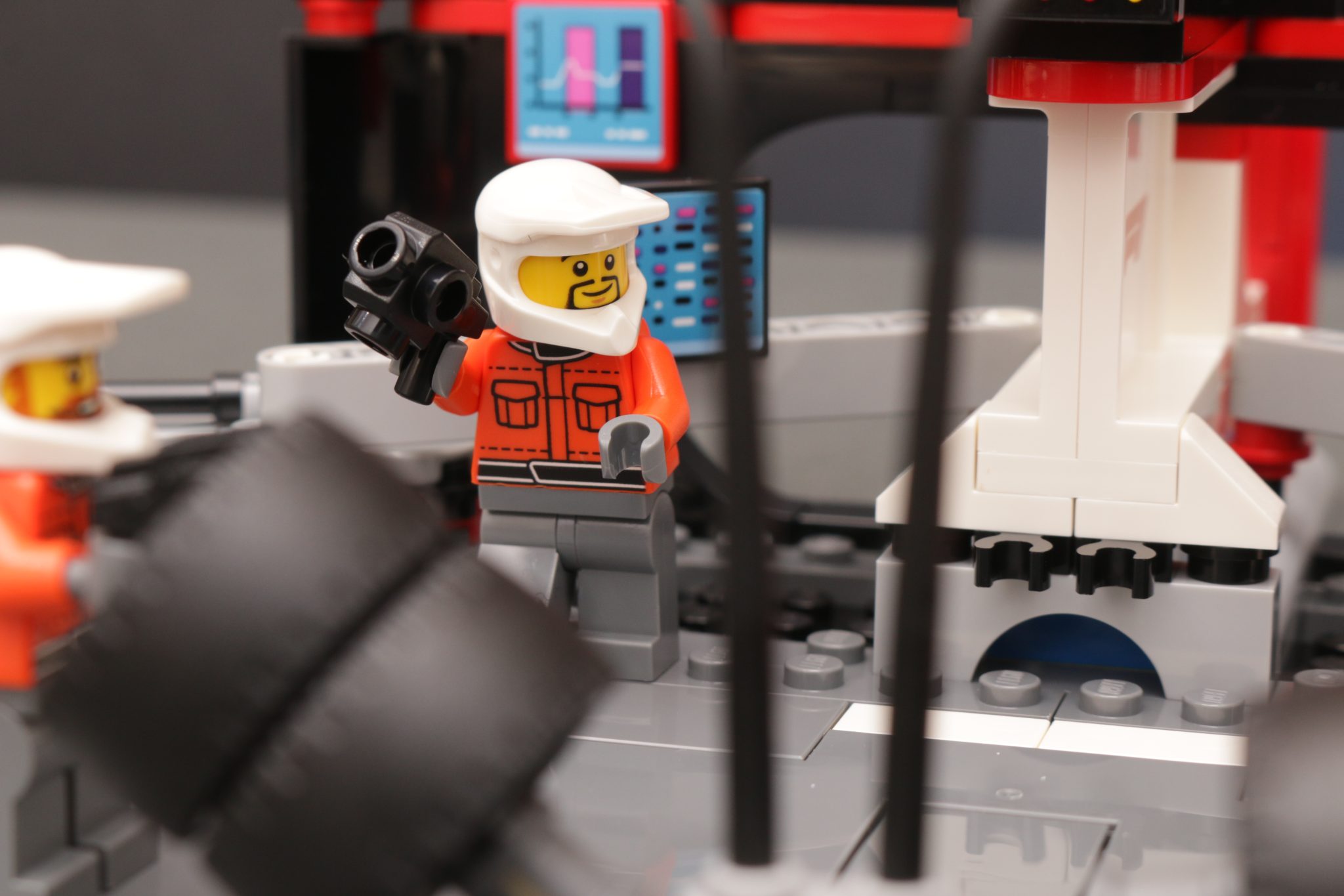 LEGO City 60443 F1 Pit Stop & Pit Crew with Ferrari Car