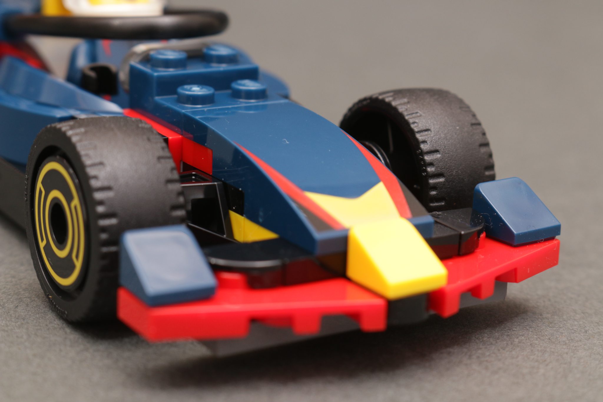 LEGO City 60445 F1 Truck with RB20 & AMR24 F1 Cars review