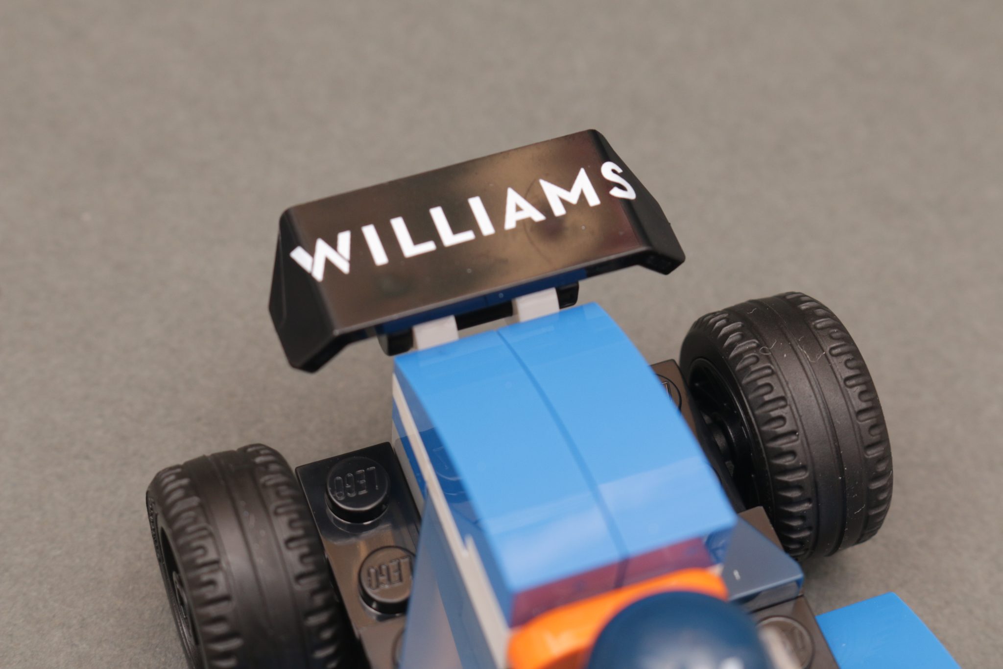 LEGO 60464 F1 Williams Racing & Haas F1 Race Cars review