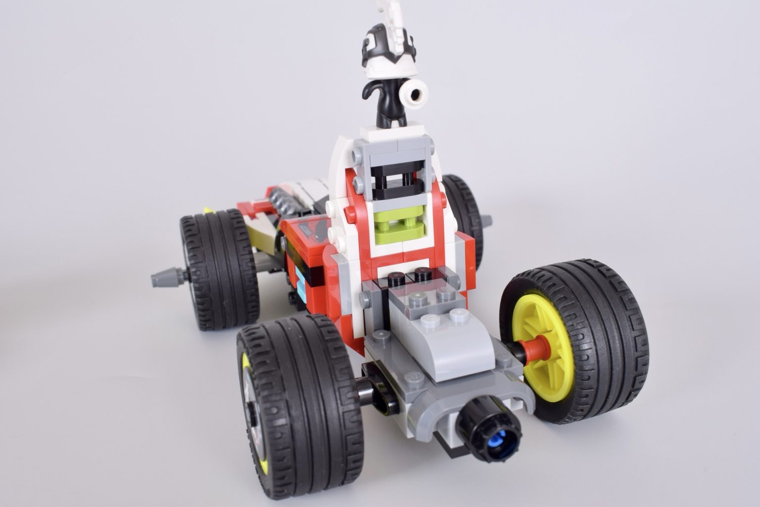 LEGO 71497 Cooper's Tiger Mech & Zero's Hot Rod Car review