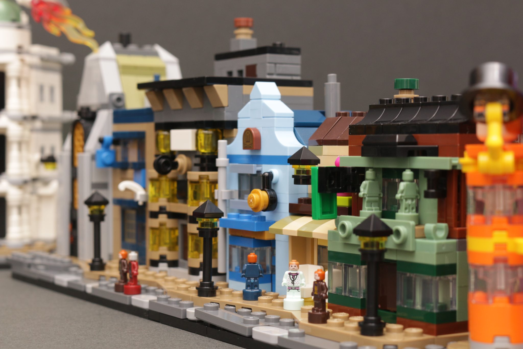 LEGO Harry Potter 76444 Diagon Alley Wizarding Shops review