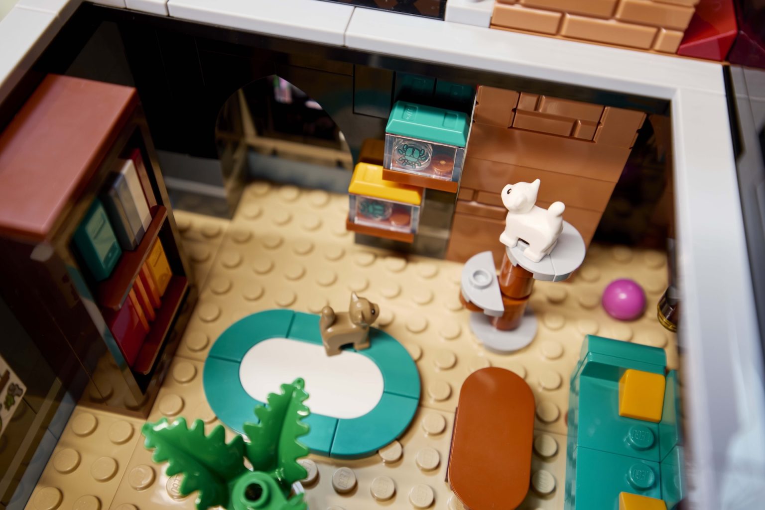 LEGO Icons 10350 Tudor Corner modular building revealed