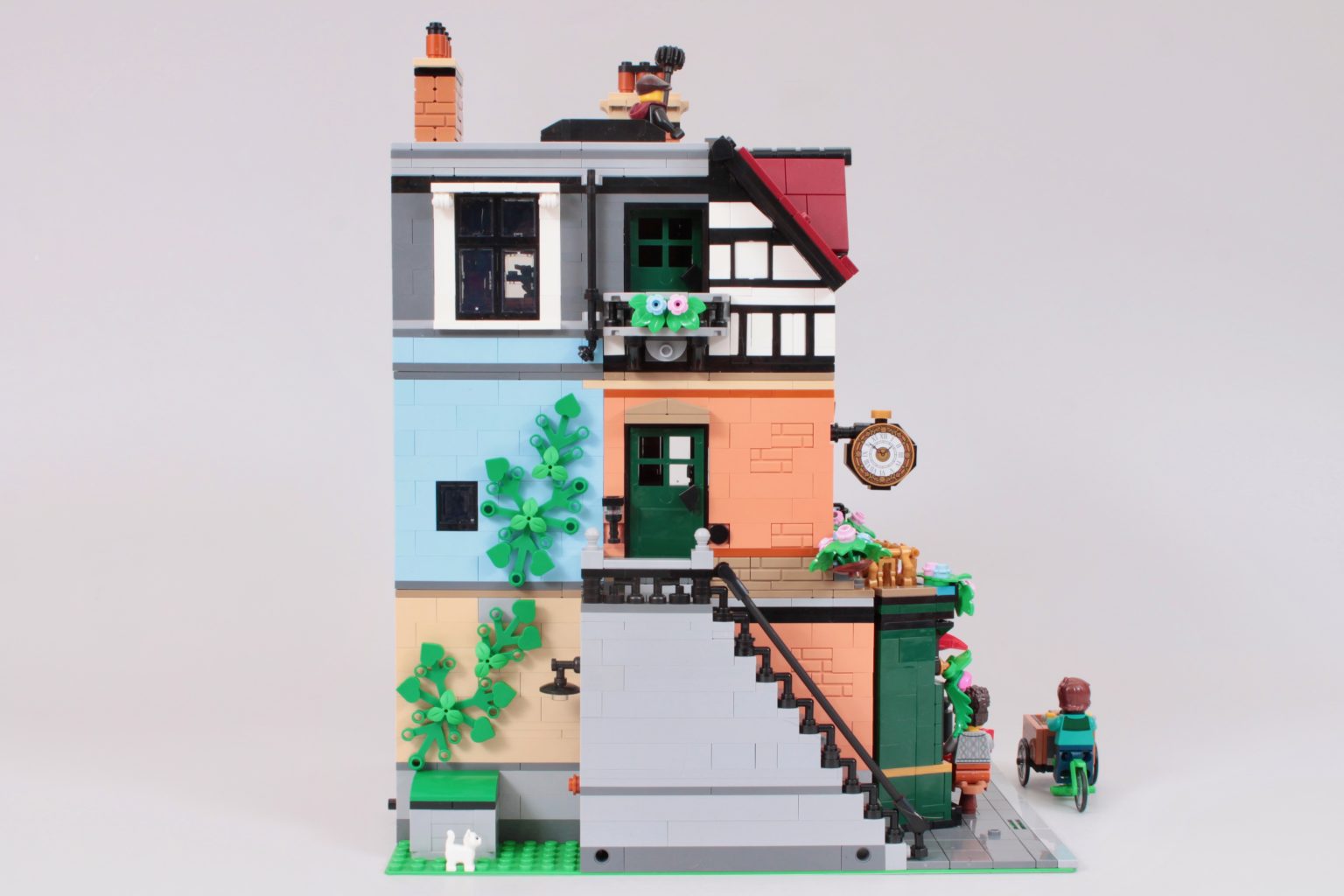 LEGO 10350 Tudor Corner is designed for a specific spot on the modular ...