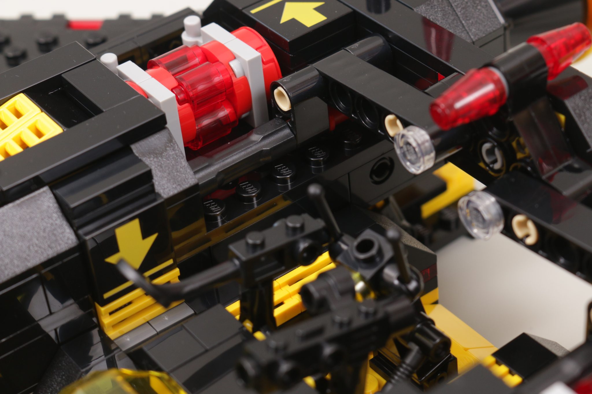 LEGO Icons 10355 Blacktron Renegade review and gallery