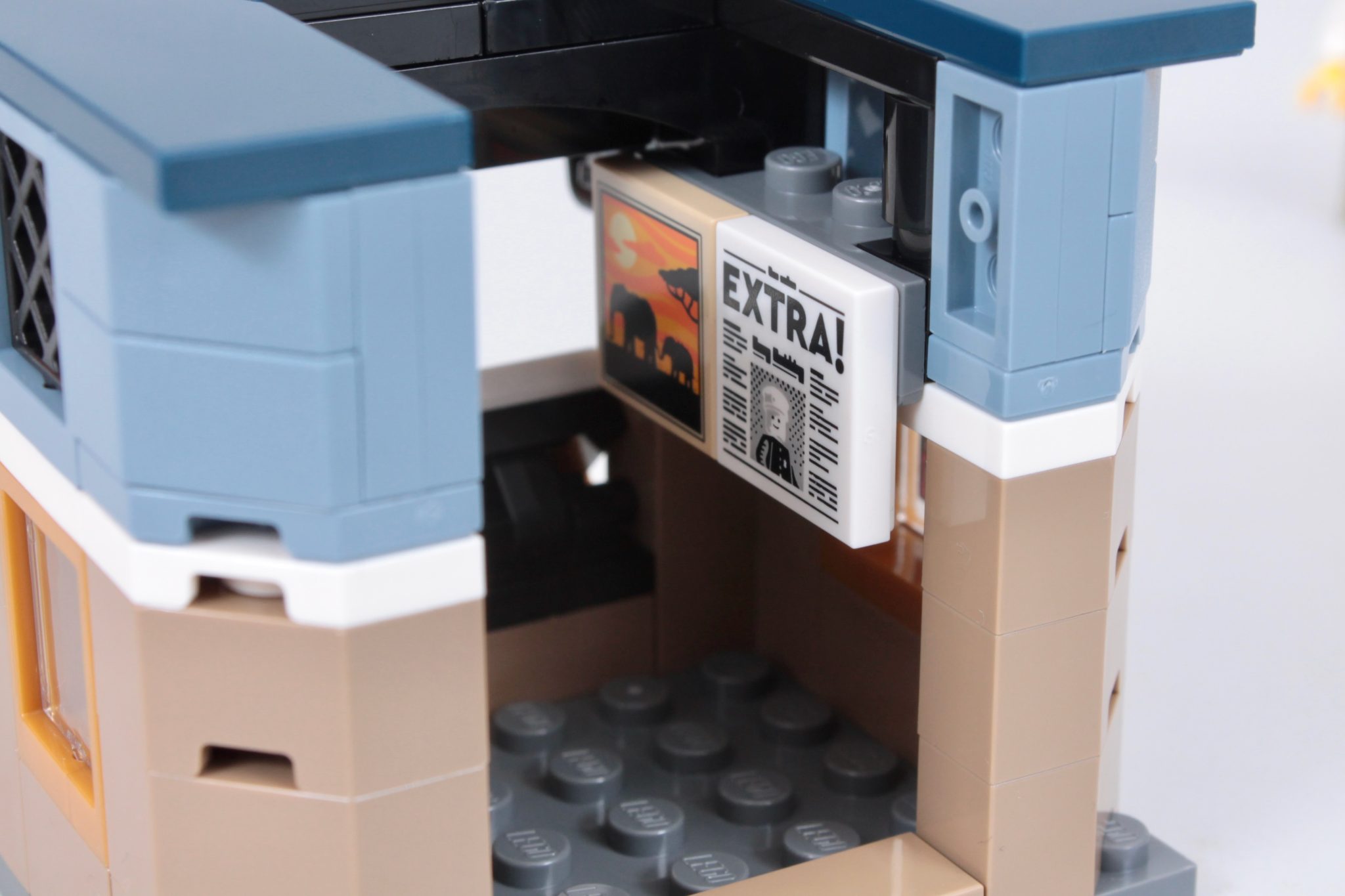 LEGO Icons 40757 Corner Kiosk gift-with-purchase review