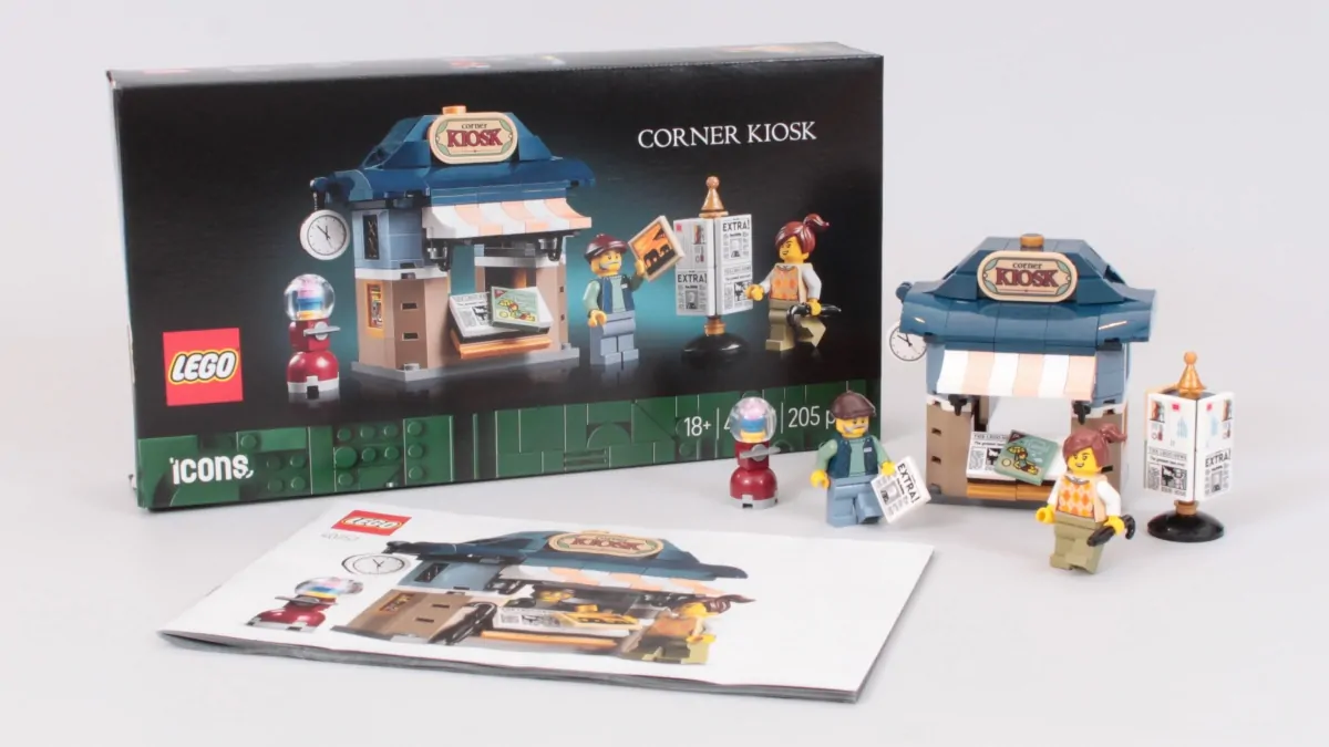 LEGO Icons 40757 Corner Kiosk gift-with-purchase review
