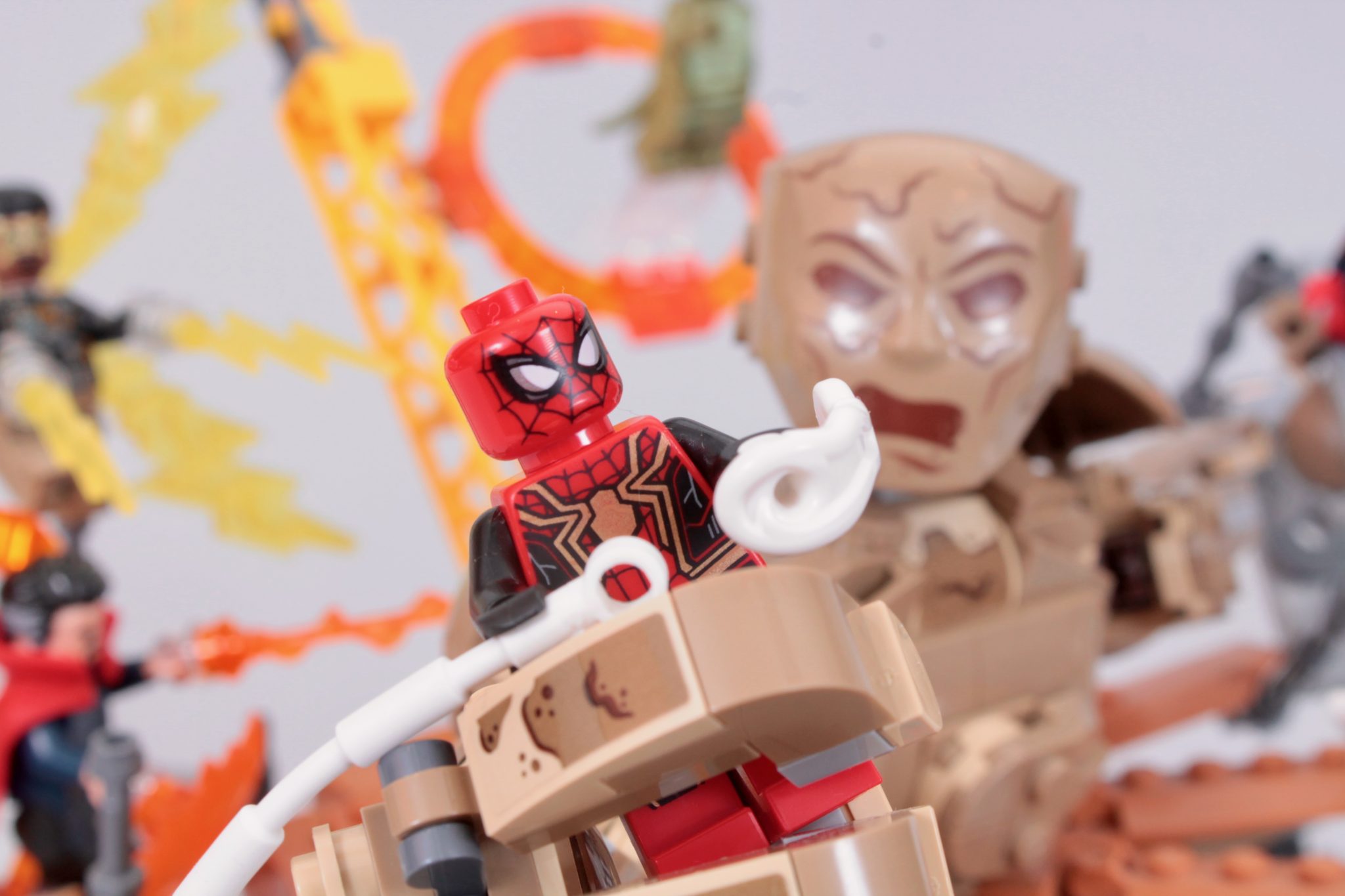 Sandman vs. Sarlacc: which LEGO DLC did it better in 2024?