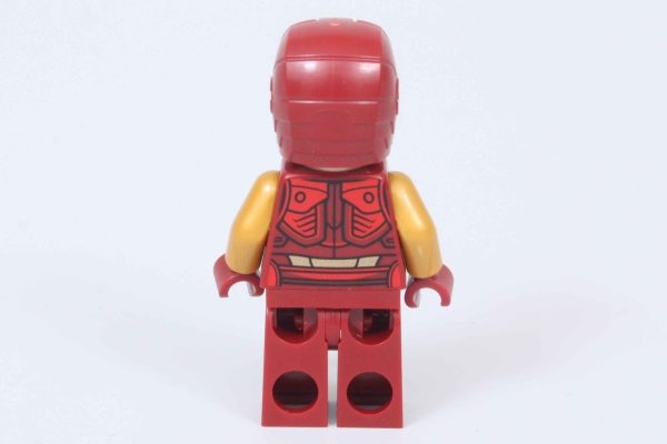 LEGO 76310 Iron Man Car & Black Panther vs. Red Hulk review